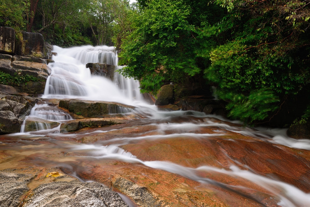 Batu Feringghi : The Best Penang Tourism 2021